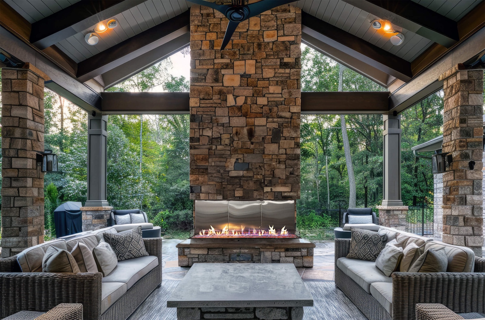 Choosing an Outdoor Fireplace in Overland Park | Shack Built